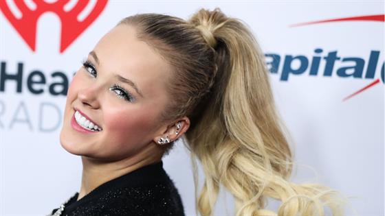 See JoJo Siwa's New Western Inspired Hairstyle