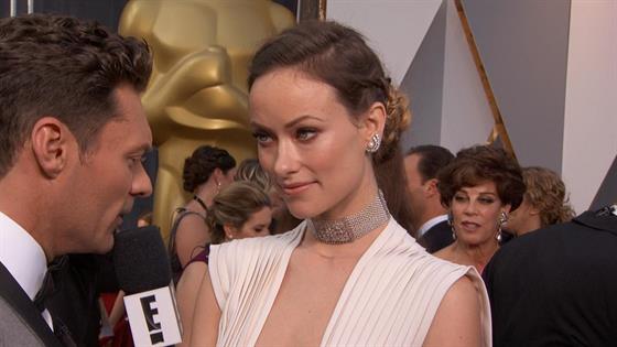Olivia Wilde Shows Major Cleavage At Oscars 2016