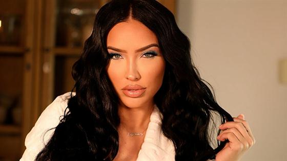 ‘selling Sunsets Bre Tiesi Looks Unrecognizable With New Blonde Transformation