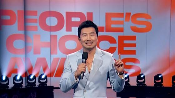 2024 People’s Choice Awards: Watch Host Simu Liu’s Full Opening Monologue!
