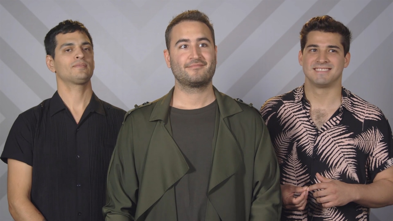 Reik Tells All in Fun Rapid-Fire Game | E! News