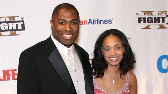 Former NFL Star Shaun Alexander and Wife Valerie Alexander Expecting Baby No. 14