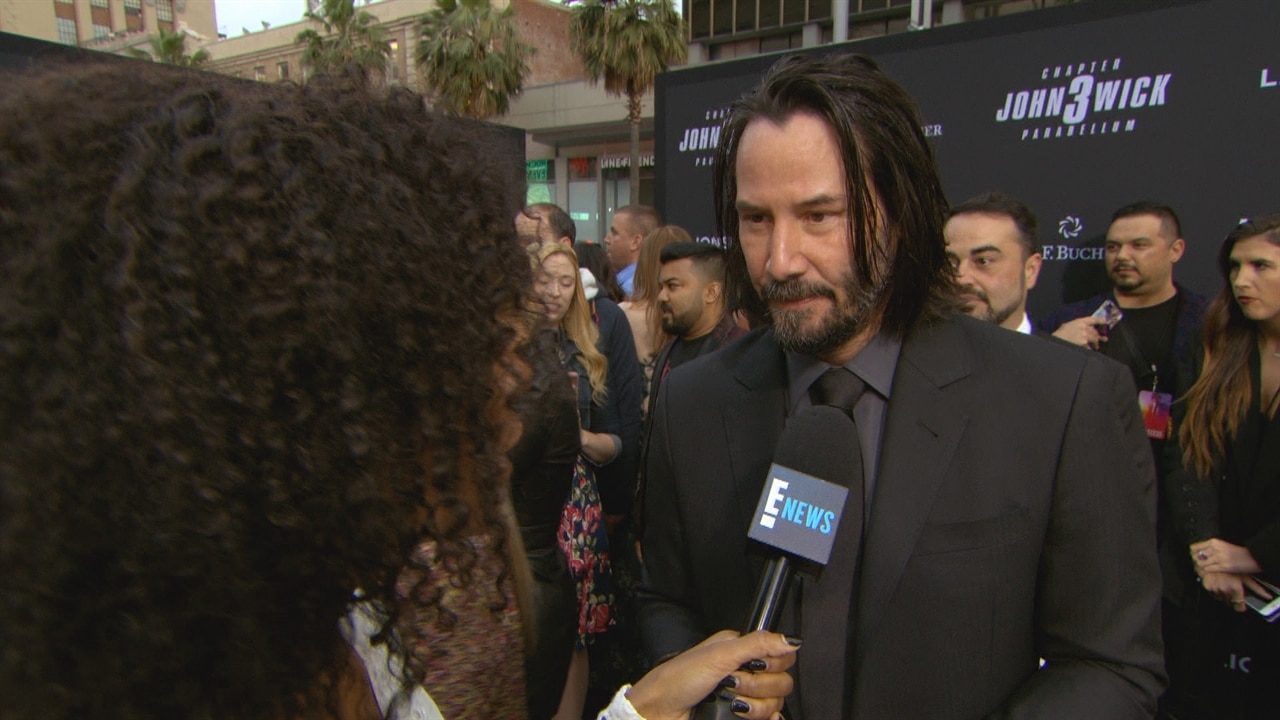 How Keanu Reeves' Training for John Wick 3 Compares to The Matrix | E! News
