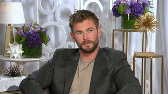 Chris Hemsworth Talks "Thor: Ragnarok" Workout Routine