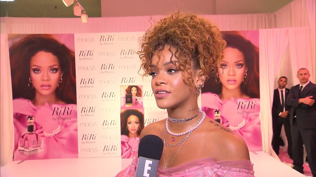 Rihanna Unveils Sexy New RiRi Fragrance | E! News
