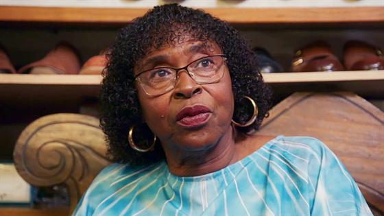 Anthony Anderson Makes Good on Bet & Buys Mama Doris Handmade Shoes