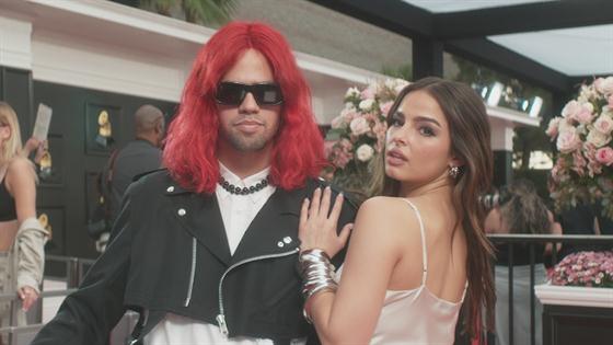 Addison Rae and Omer Fedi - Grammys 2022 E! Glambot