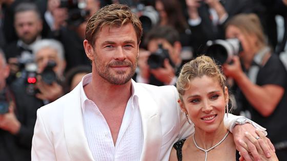 Chris Hemsworth Shares Rare Photo With Wife Elsa Pataky and Their 3 Kids