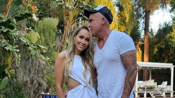 Miley Cyrus' Mom Tish Marries Dominic Purcell