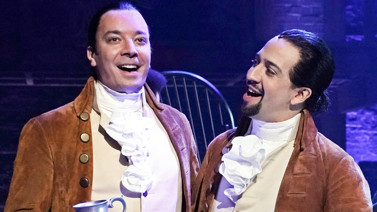 Lin-Manuel Miranda Joins Jimmy Fallon in Puerto Rico | E! News
